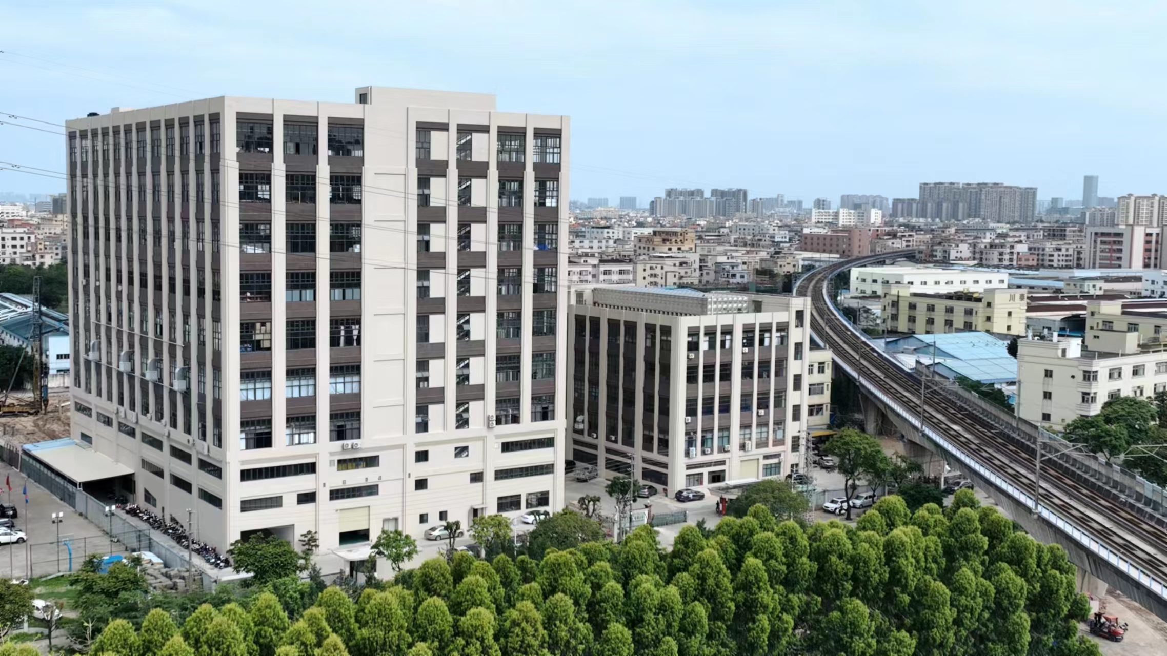 Meet One of The Best Light Fixture Manufacturers In China - LEDVAST ...